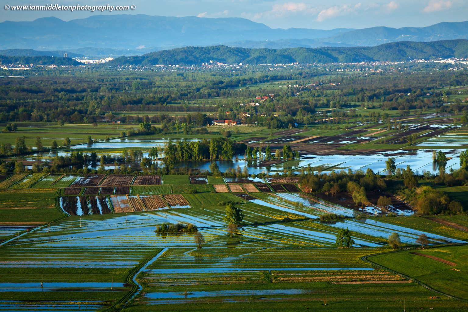 Ljubljana Marshes - Hiking to the church of Saint Ana.